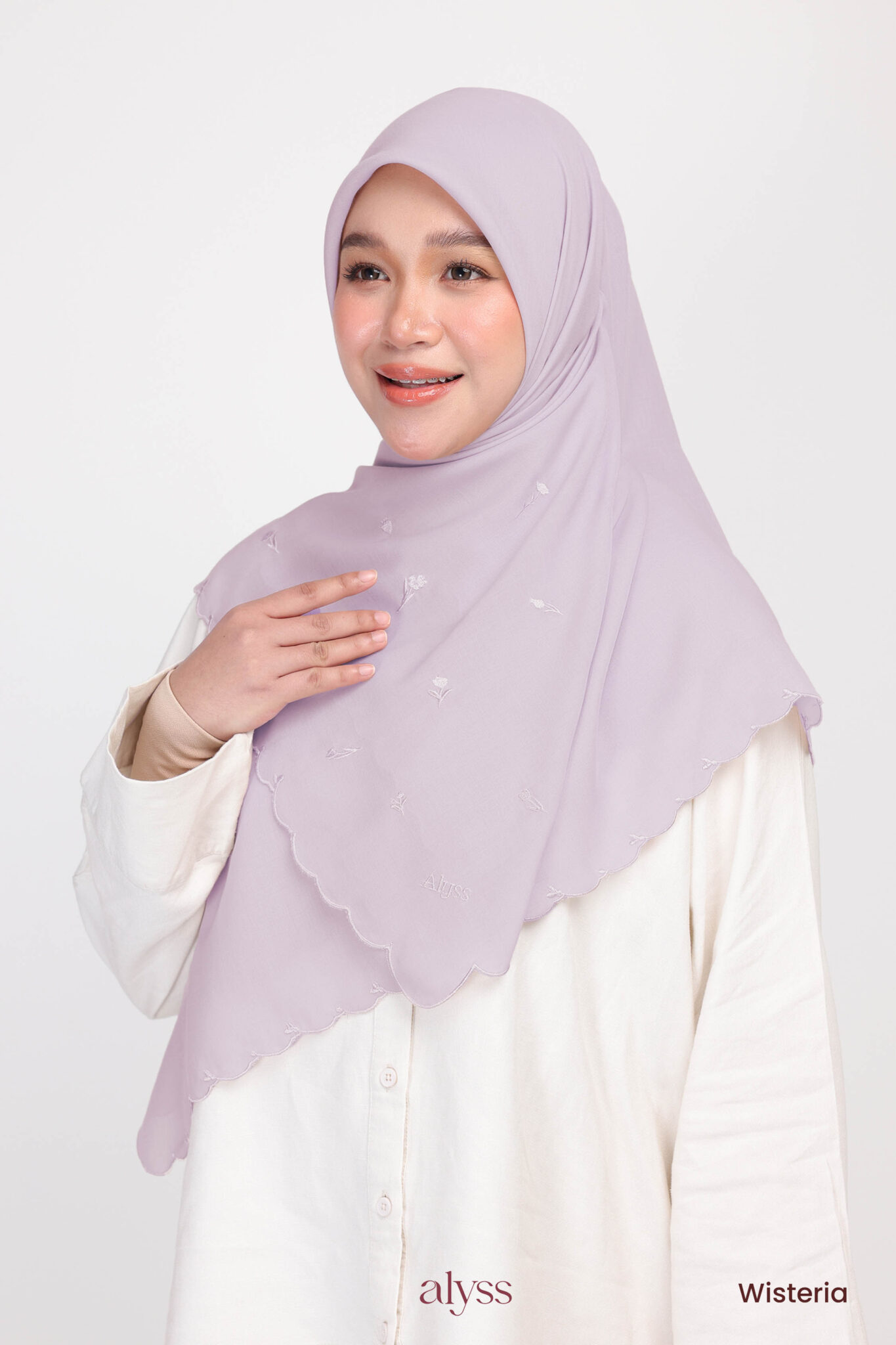 Blumea – Wisteria – Alyss